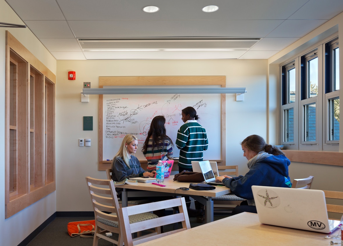 Bellas/Dixon Math and Science Center | Centerbrook Architects & Planners