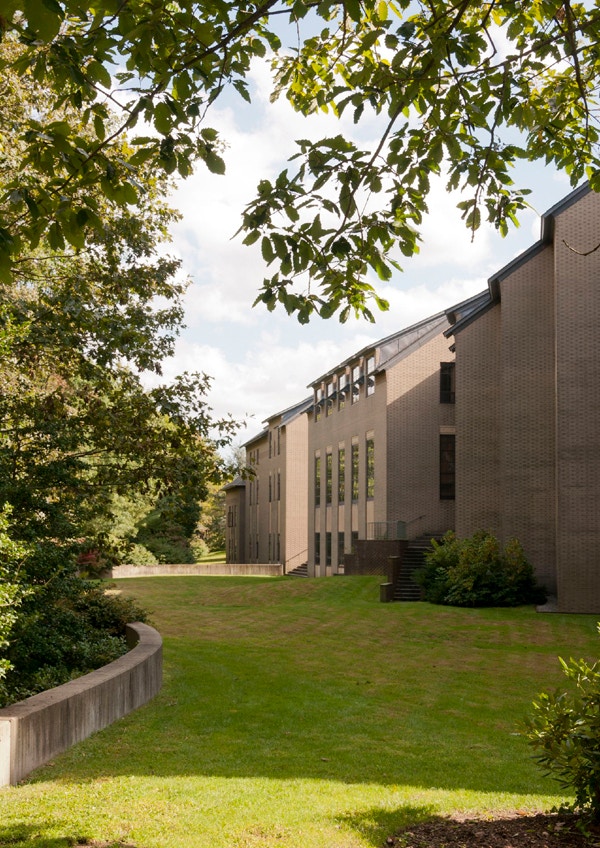 Neuroscience Center | Centerbrook Architects & Planners