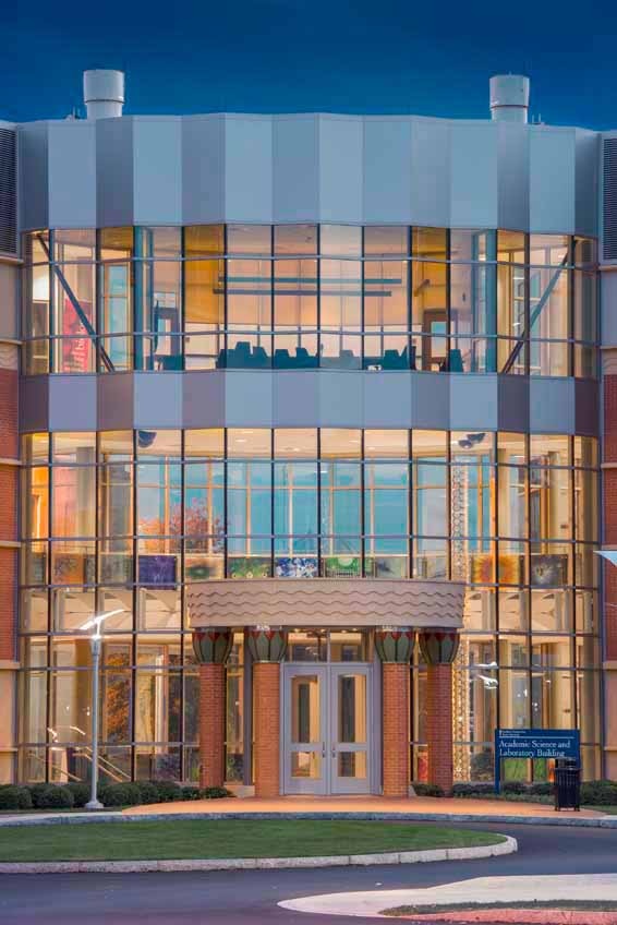 Academic Science & Laboratory Building | Centerbrook Architects & Planners